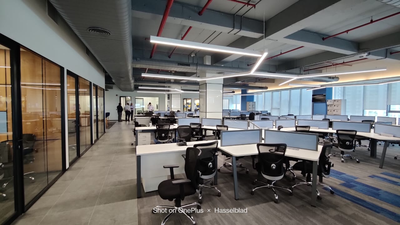 Office Space in Unitech Commercial Tower, Greenwood City