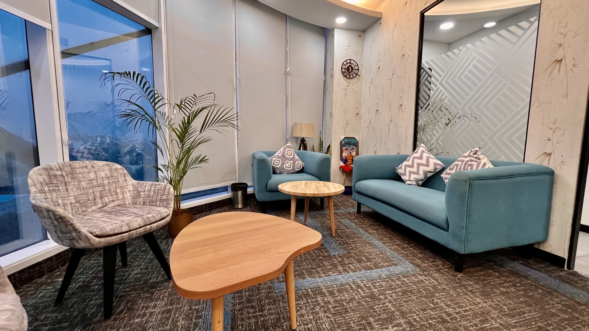 Office Space in Unitech Commercial Tower, Greenwood City